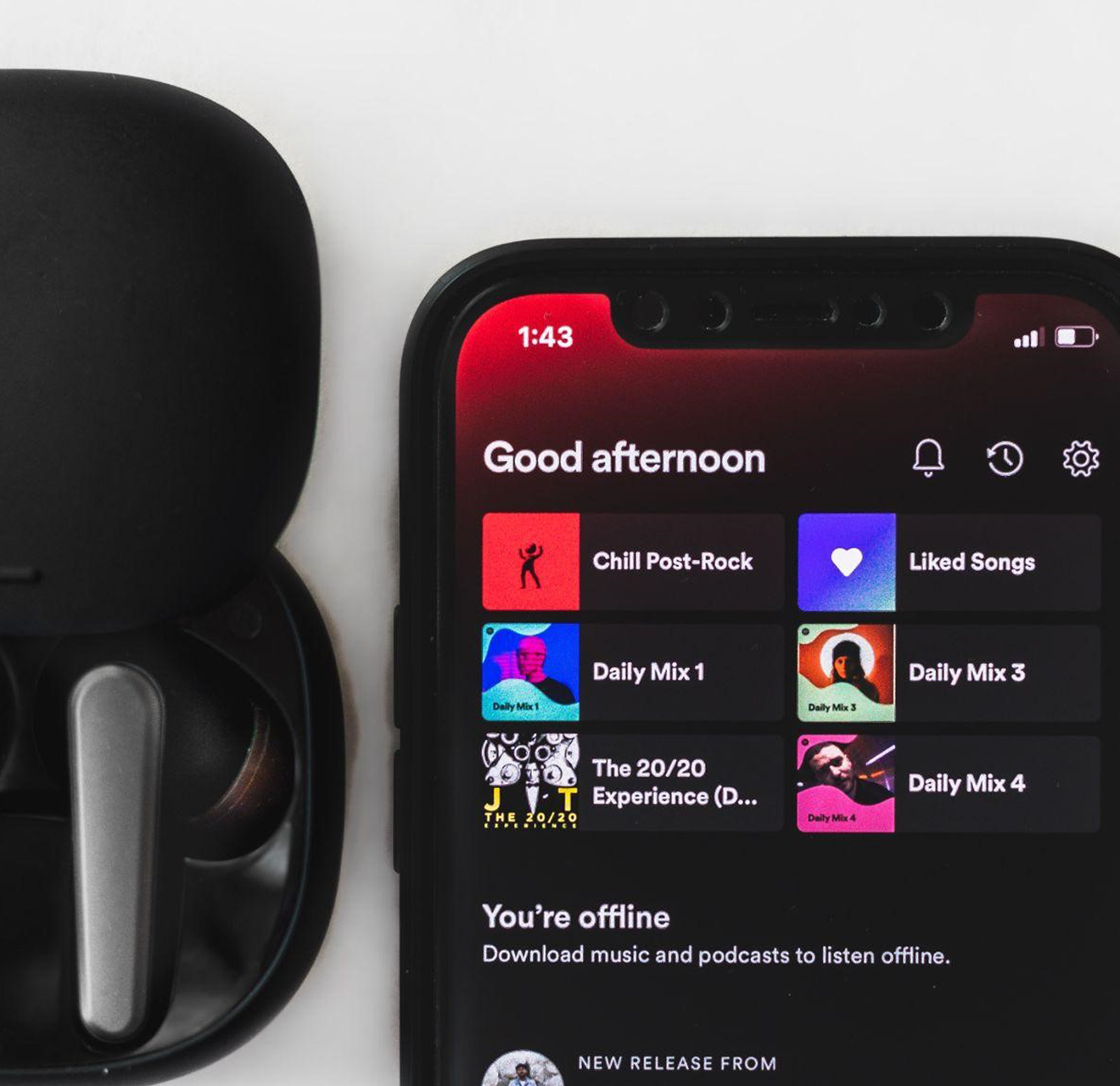 UX Differences in Desktop and Mobile Apps - SupremeTech